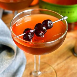 Manhattan Cocktail - Learn How To Make This Timeless Classic