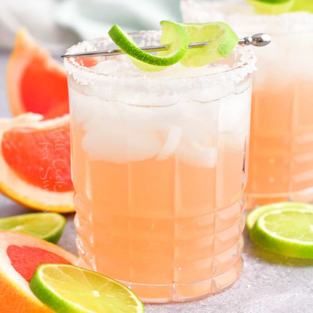 Paloma Cocktail Recipe - Refreshing Tequila Cocktail With Only 4 ...