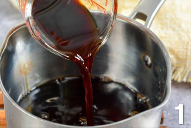 Balsamic Glaze (aka Balsamic Reduction)